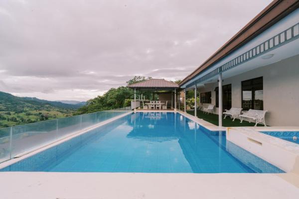 Cabbage House 1 - Cebu City