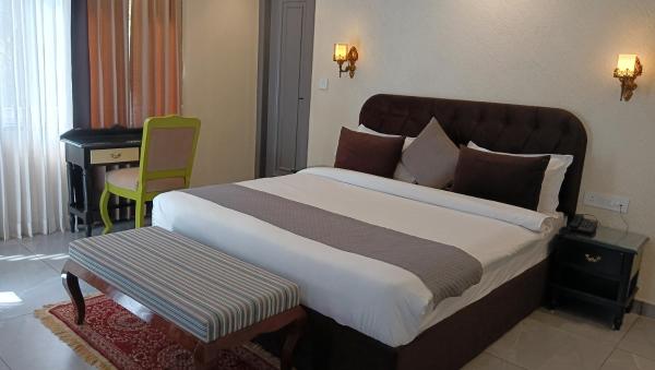 Maheshwari International - Lansdowne, India