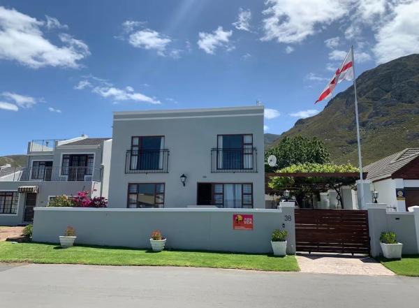 Pura Vida Hermanus - Hermanus
