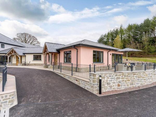 2 Bed In Usk- Oc-82391 - Usk