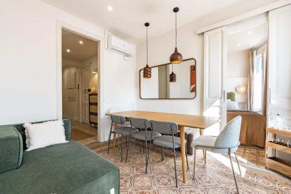 Bright Apartment With Balcony In Sagrada Familia - Badalona