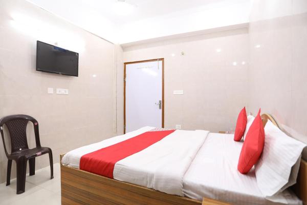 Hotel O Shree Raghuvar Dham - Vrindavan