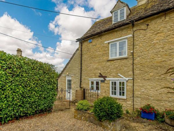 2 Bed In Lechlade Oc-40194 - Burford, UK