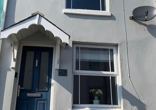 Quaint Cottage In Ventnor With Sea Views - Shanklin