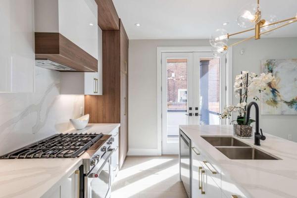 West Queen 3br Premium Residence - Toronto