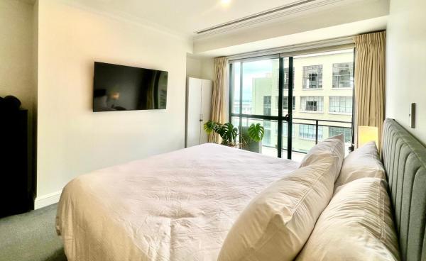 Resort Style Cbd 1br With Carpark & Balcony - Auckland