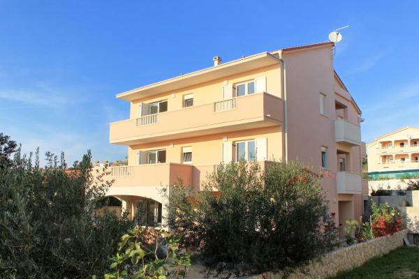 Apartment Novalja 9403a - Caska