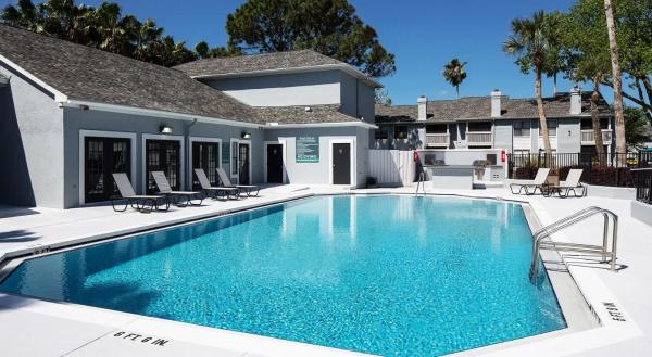 1st Floor King Bed Beach Mayo Clinic Pets Welcome - Jacksonville, FL