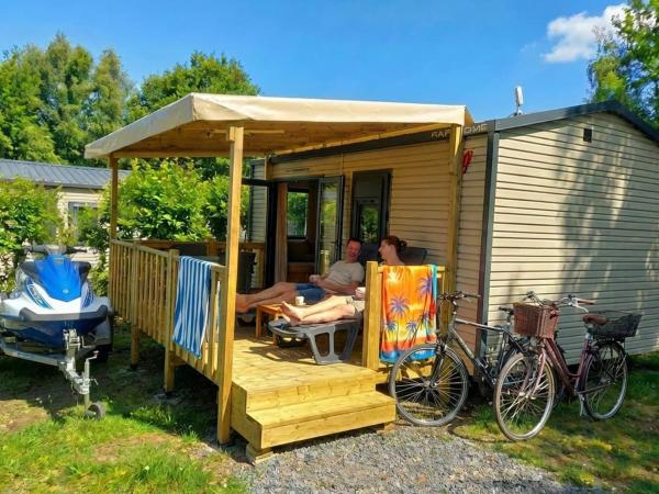 Mobil-home Confortable Avec Terrasse à Saint-gérons - Api-1-52-1311 - Cantal