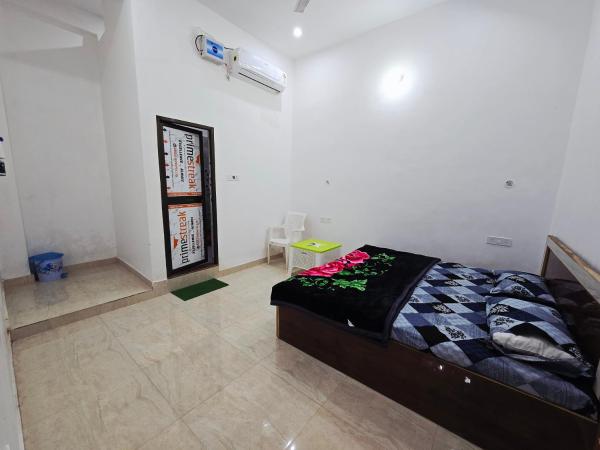 Parth Guest House - Ayodhya