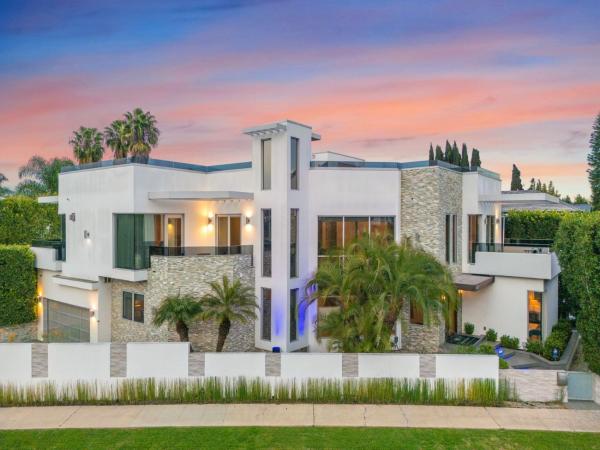 Colgate Vantage - Burbank, CA