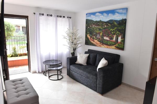 Casa Amplia Con Garaje - Medellín