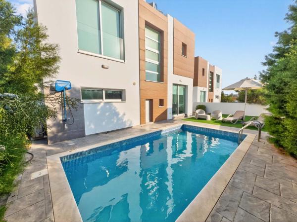 Alassia Blue Villa - Nissi Beach