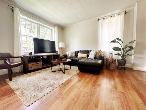 Hidden Gem Steps From River, Restos, Cafés, Parks - Windsor, Canadá