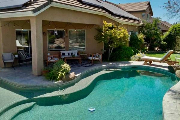 3br Family Home With Pool And Hot Tub - Clovis, CA
