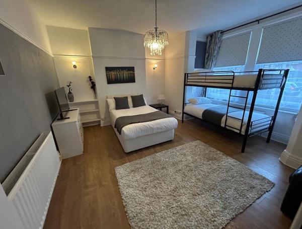 Greystones House - Llandudno