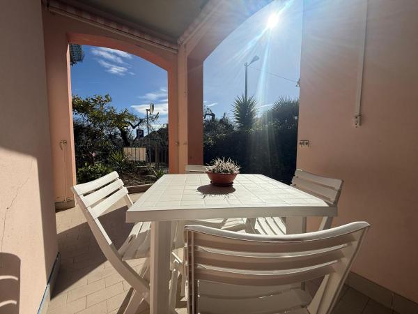 Relax Con Terrazza Giardino E Posto Auto - Alassio