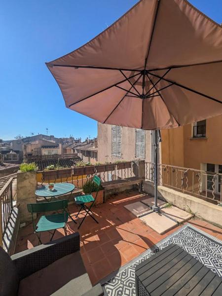 Une Terrasse Sur Les Toits - Aix-en-Provence