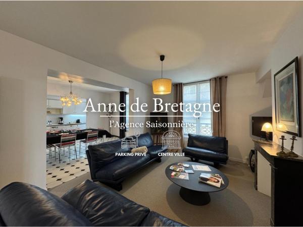 Anne De Bretagne - Montfort Center - Rambouillet