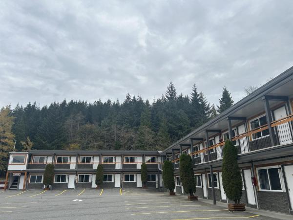 Chalet Inn - Kitimat