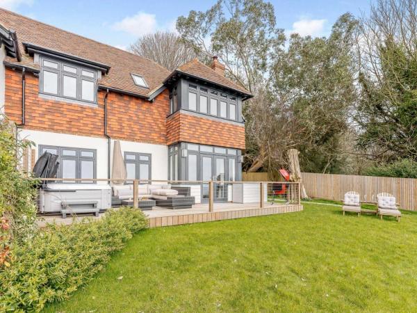 3 Bed In Hythe Oc-87167 - Hythe