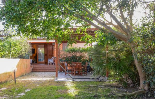 2 Bedroom Beautiful Apartment In Marina Di Sorso - Sorso