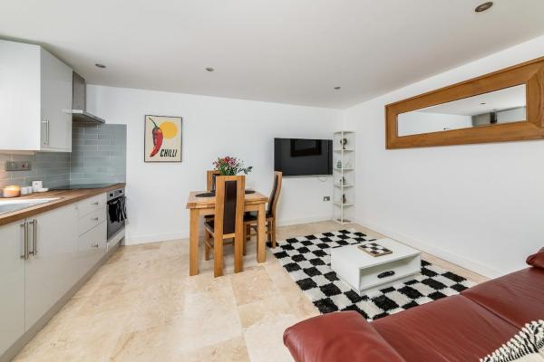 Oxford, St Clements, 2-bed, Minutes To Centre With Private Garden Courtyard - Iffley - Oxford