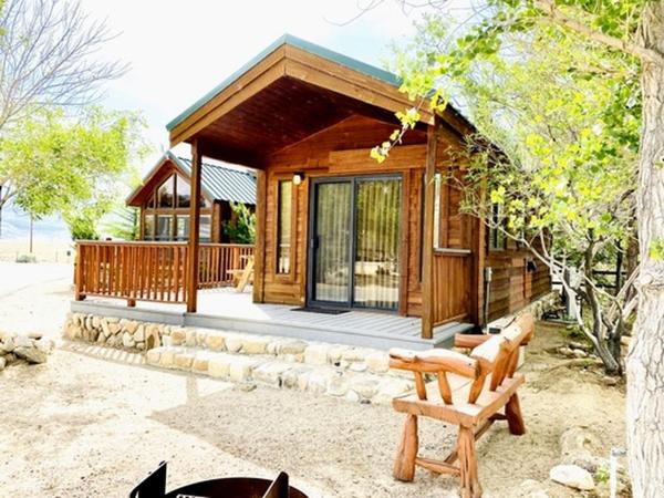 Cozy Mountain-style Cabin With Scenic Sierra Nevada Views Near Lone Pine, California - Lone Pine, CA