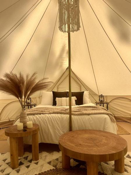 Enchanted Woodland Glamping Tent With Fire Pit & Clubhouse Kitchen Access Near Gentry, Arkansas - Siloam Springs, AR