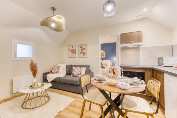 La Suite Indigo 4 Personnes 3 Lits Bureau Fibre Proche Gare De Compiegne - Pierrefonds