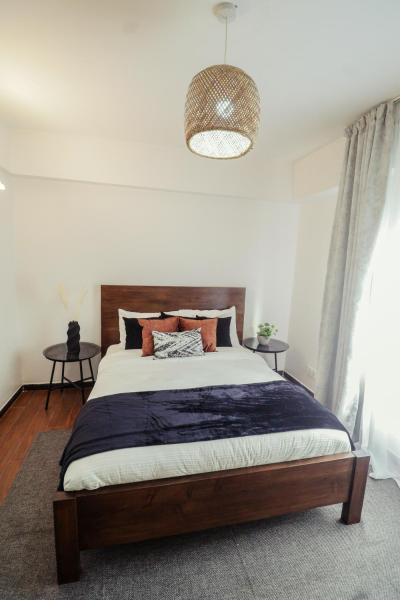 Elegant 2 Br Apt In Kilimani- Balcony, Washer, Gym, Wifi - Nairobi