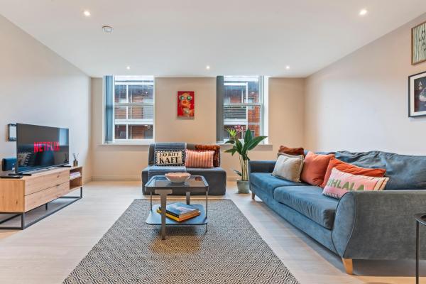 Modern Apartment - Contractors Welcome - Fast Wifi - Sleeps 6 - Leeds