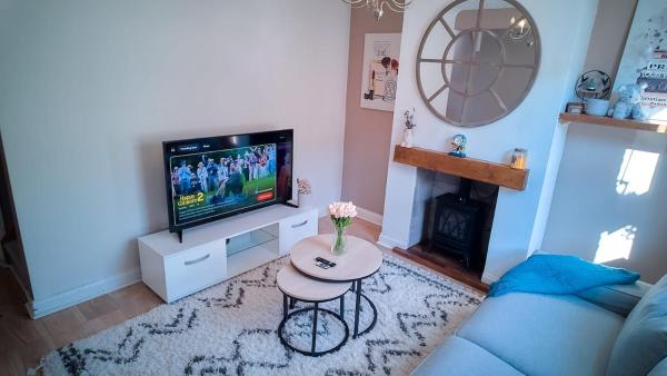 Unique 2br In Gillingham Cinema Room Wi-fi Parking - Gillingham