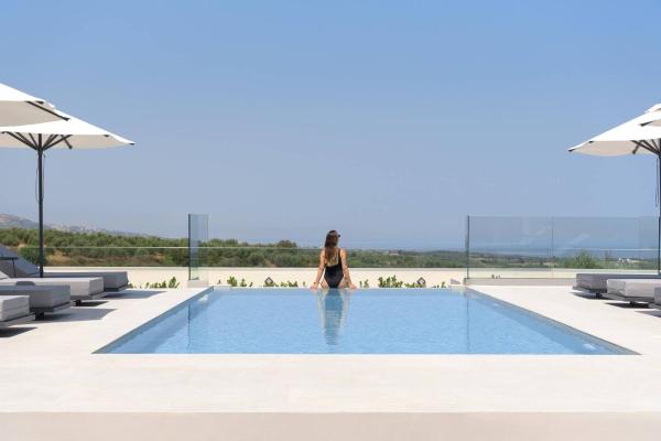 Caelum Villa With Heated Pool, By Hellocrete - Crete