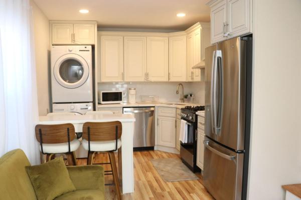 An Apartment For You To Relax - B - Garden City, NY