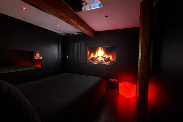 Blak Room Massage, Votre Love Room Près De Lyon - Vénissieux