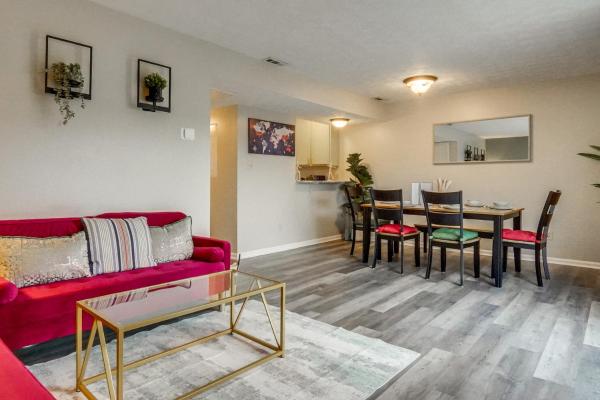 3bd Townhome W/ Patio, 3 Mi To Fort Bragg/liberty - Fayetteville, NC