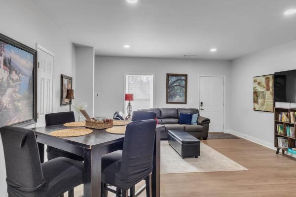 Stillwater Stay - Pendleton, SC