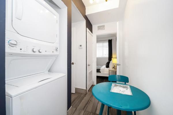 Drexel Apts By At Mine Hospitality - Key Biscayne, FL