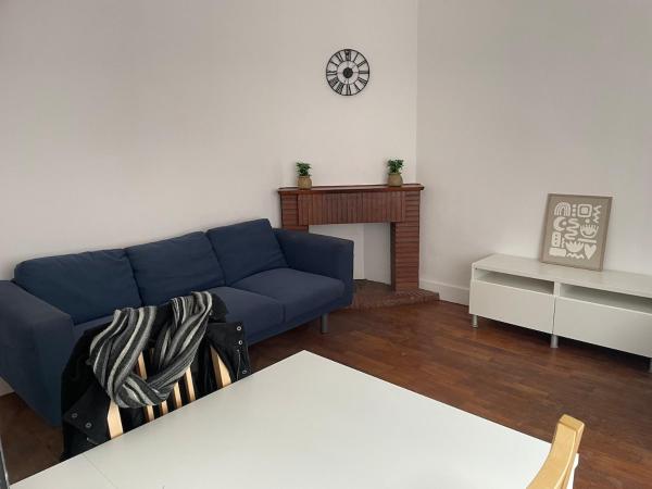 Appartement Meublé - Cour Privative - Rangement Vélo - Loiret