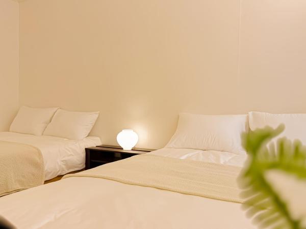 Joseon Hip, Arex Dmc, Hongdae Station, 1st Floor Single House, Yard Garden, 3 Bedrooms - 주교동