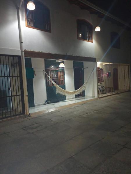 Quarto Privativo Em Sobrado 1km Da Praia - Matinhos