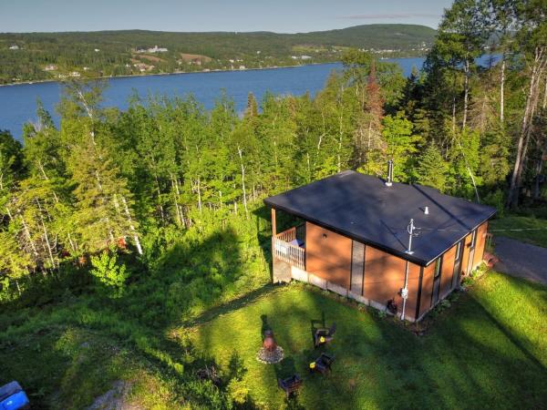 L'enchanteur - Private Spa & Pet Friendly - Quebec