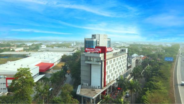 Bigland Hotel & Convention Sentul - Indonesia
