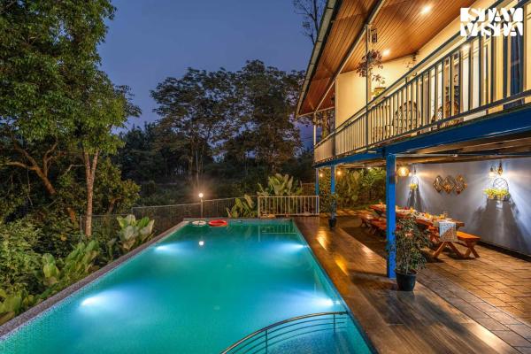 Stayvista At Aradhya Villa With Infinity Pool, Lawn - Wayanad