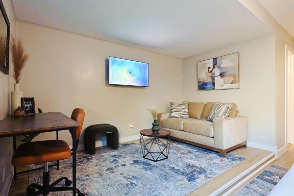 Tranquil Chic 3br Getaway | Sauna•gym•hottub•game - Richardson, TX