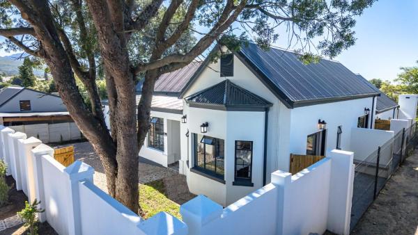 The Wellington Residence - Herolds Bay