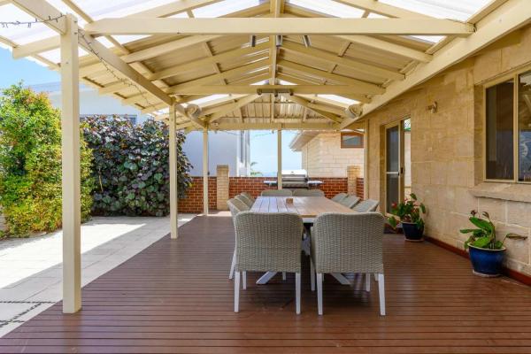 24 Sorrento Seabreeze 5br Family Seaside Home - Joondalup