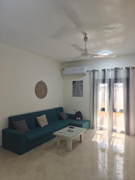 Bayt Hassan S19 - Super Spacious Roof Top One Bedroom Apartment - Hurghada