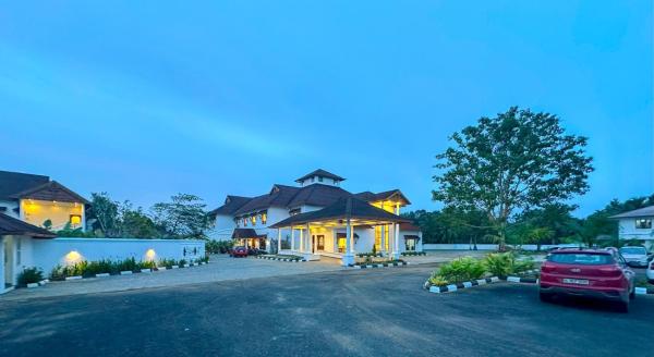 Maramon Hotel & Resort - Kerala